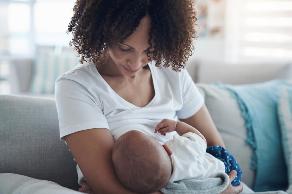 Breastfeeding benefits for moms and babies - Lovelace Health System